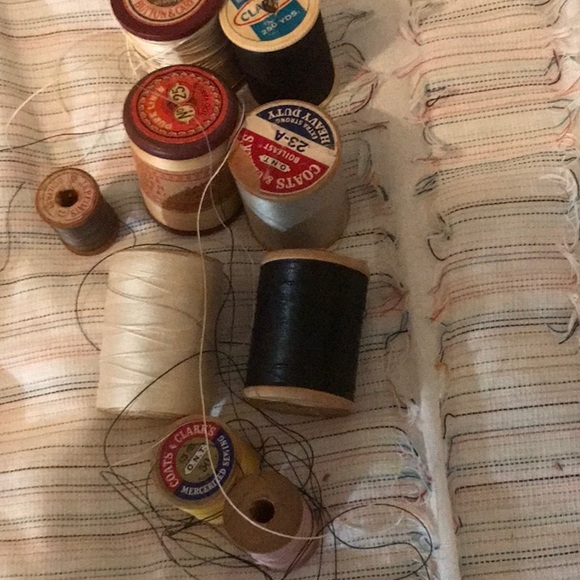 Clarks | Other | Vintage Clarks Assorted Wood Thread Spools Red Blue ...